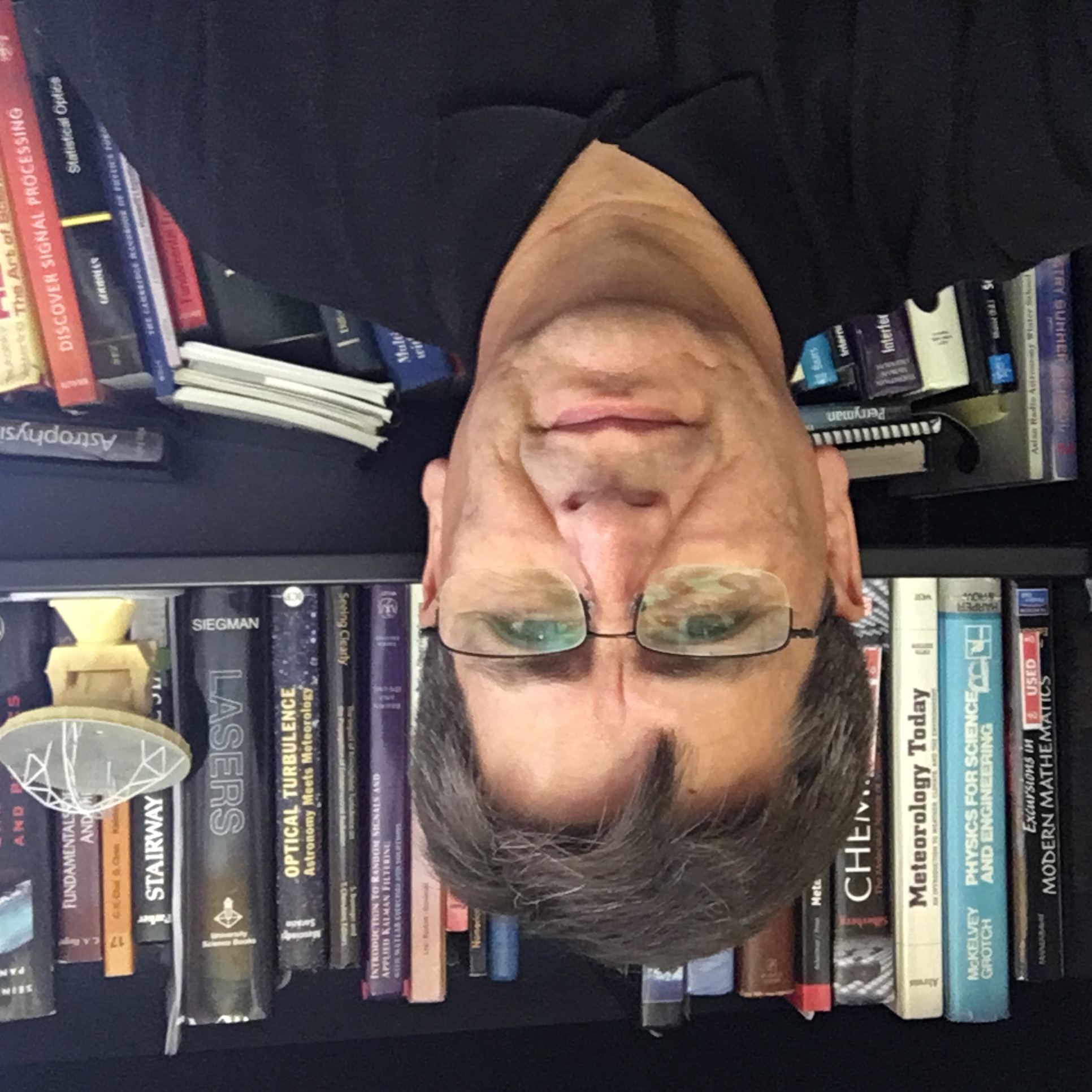 Dr. Angel Otarola – Website